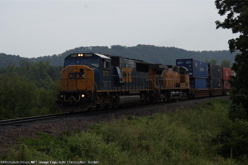 CSX 8772
